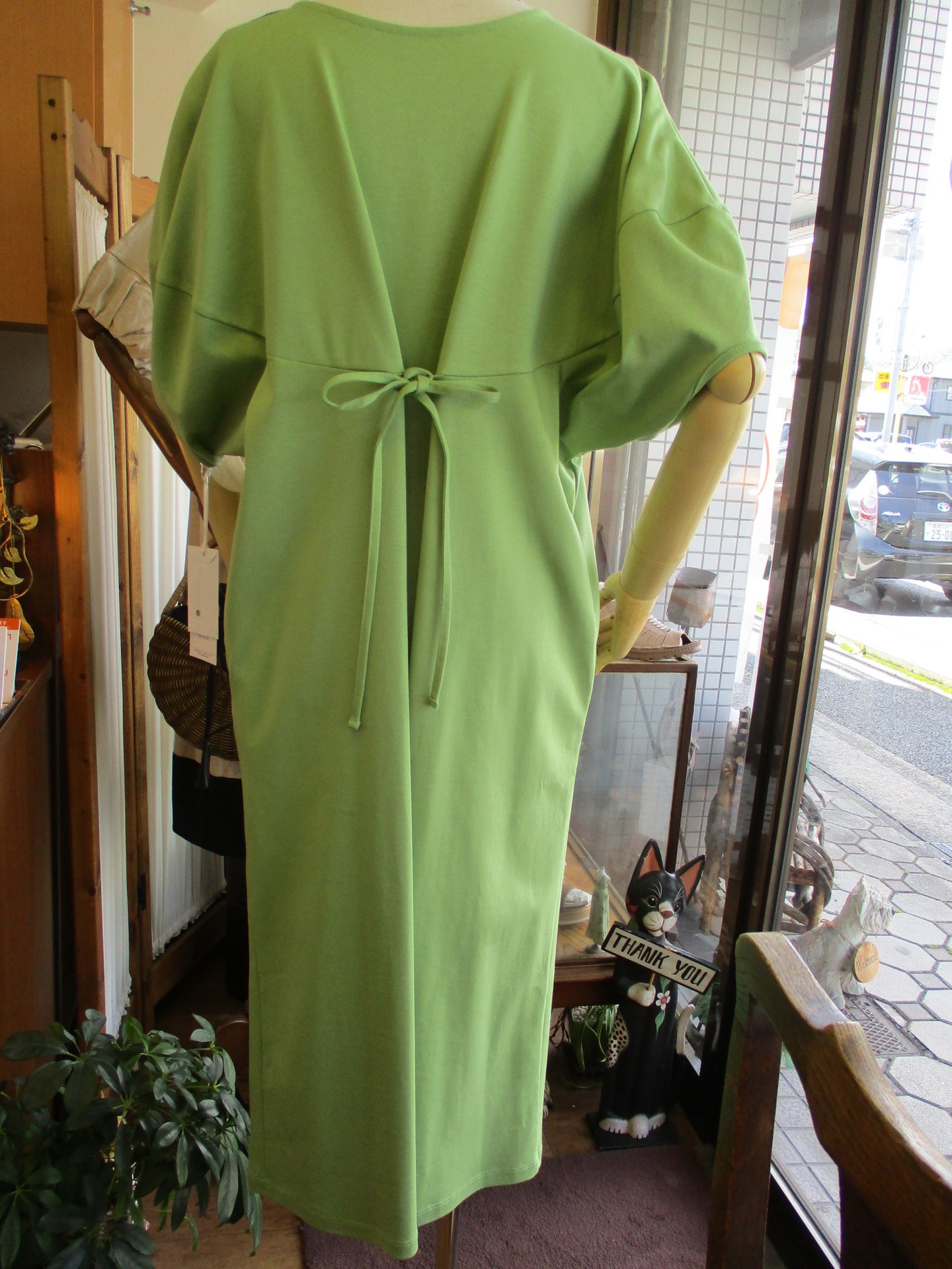 リーフグリーン ワンピース: むーごよみ